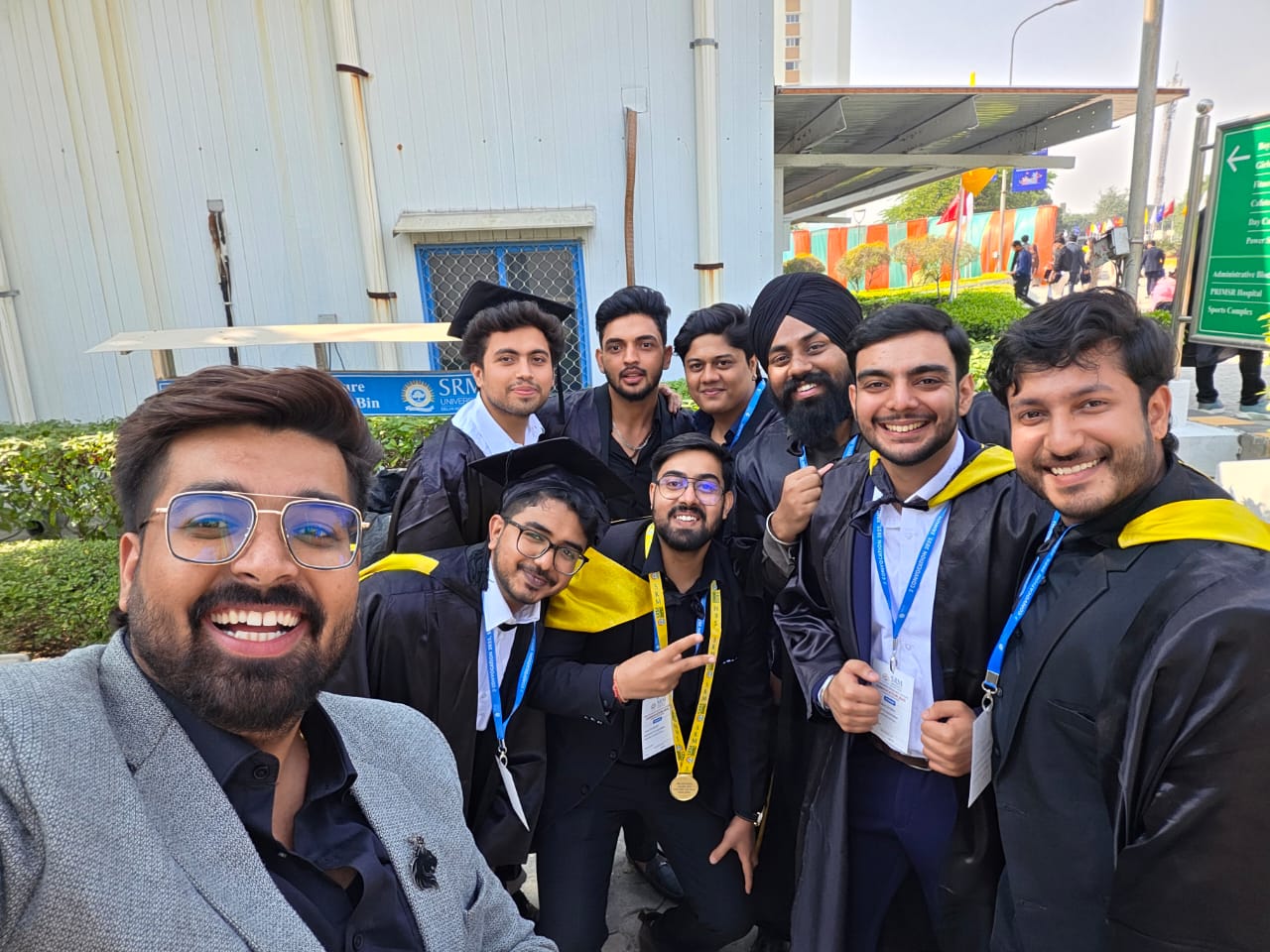 Manik Dev Honored as Gold Medalist for BBA LLB (Hons.) at SRM University Delhi NCR | LawFoyer